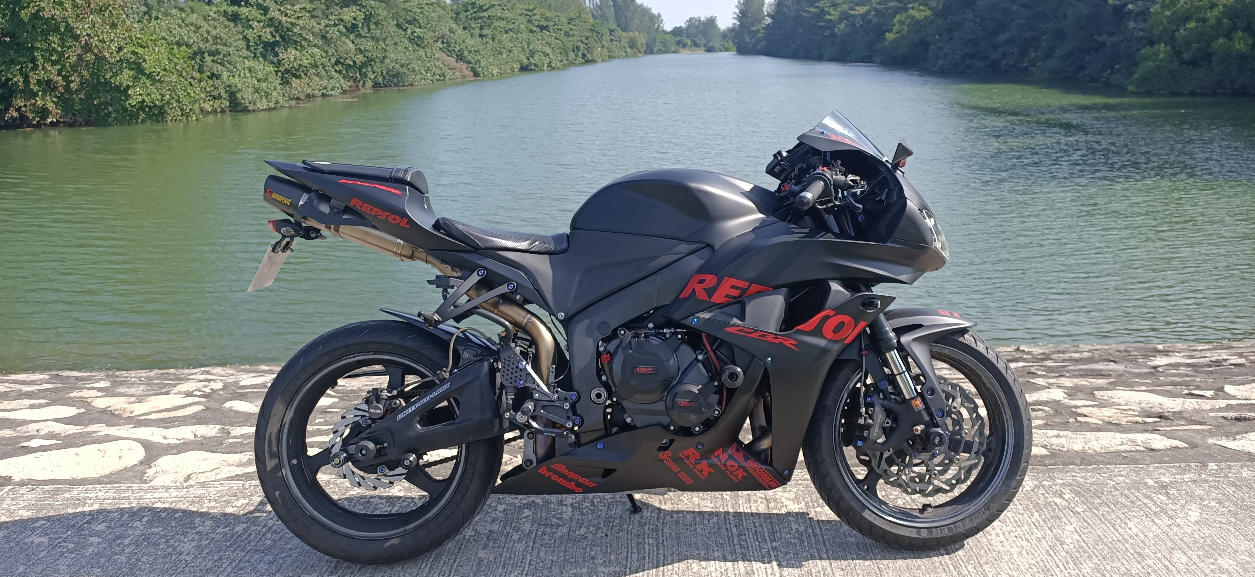 HONDA CBR600RR - Class 2 Motorcycles - SingaporeBikes.com