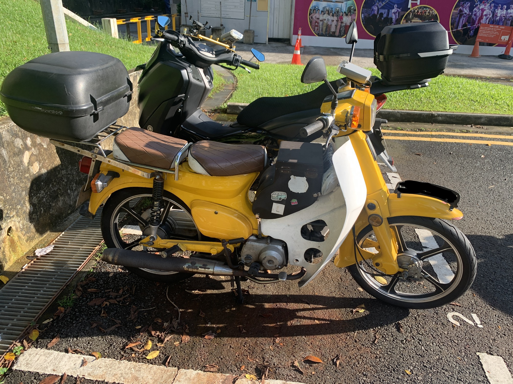 Honda Cub C70 - Class 2B Motorcycles - SingaporeBikes.com
