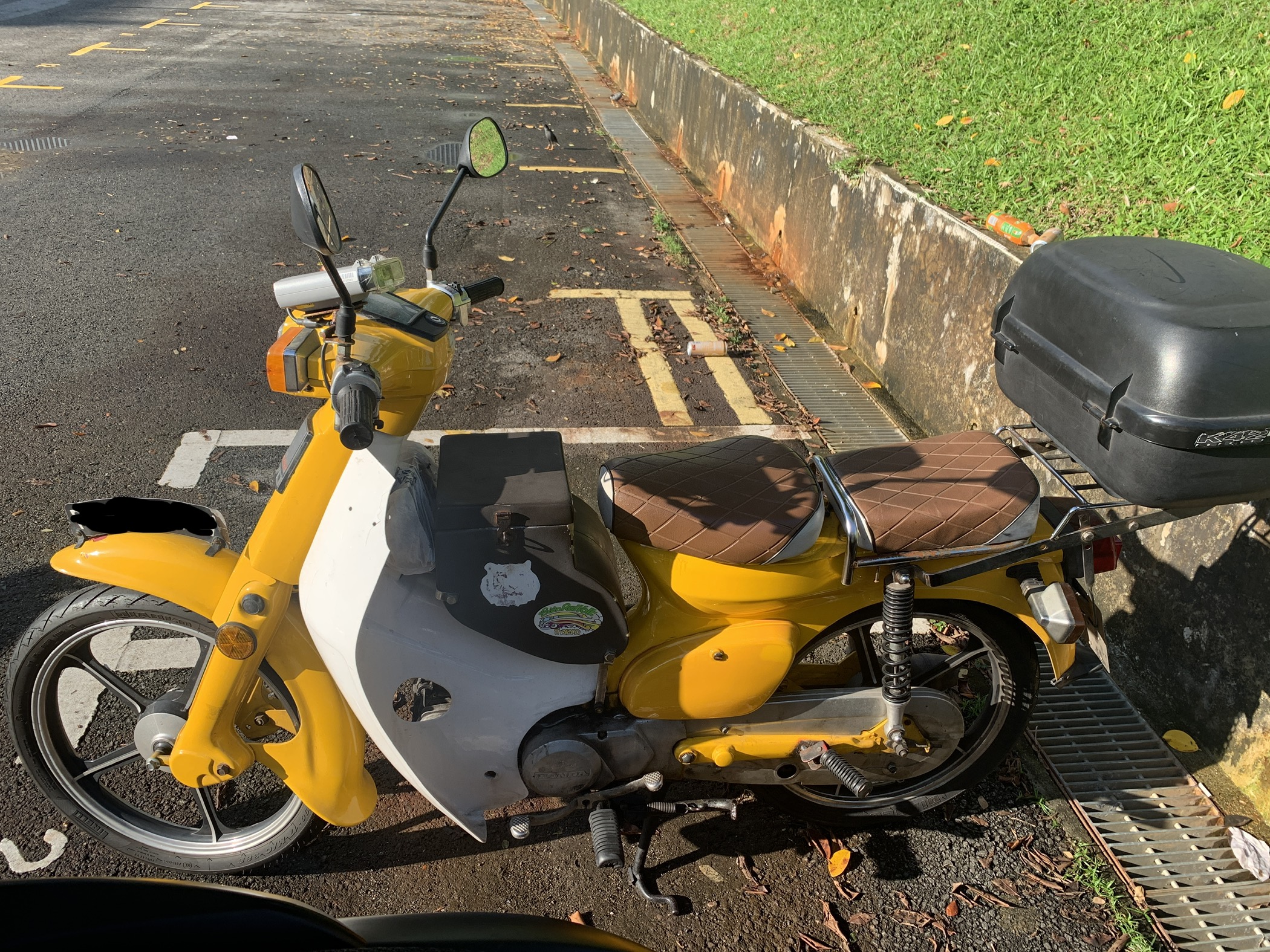 Honda Cub C70 - Class 2B Motorcycles - SingaporeBikes.com